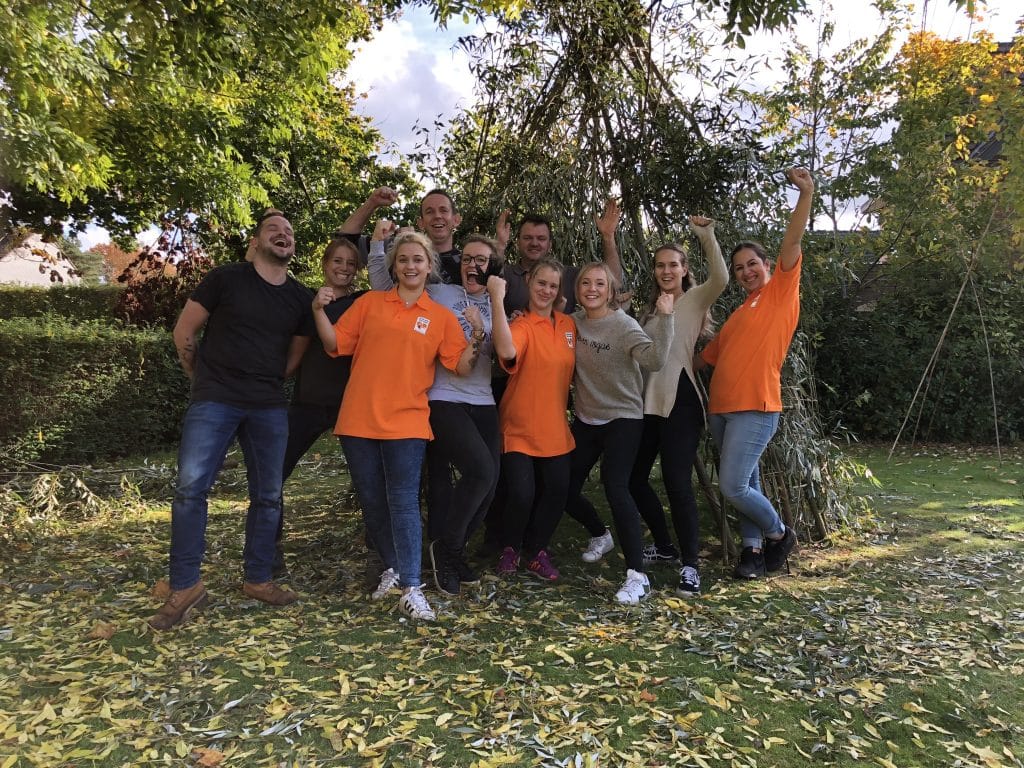 DRYING LITTLE TEARS DAY in BeNeLux - Regine Sixt Children's Aid Foundation